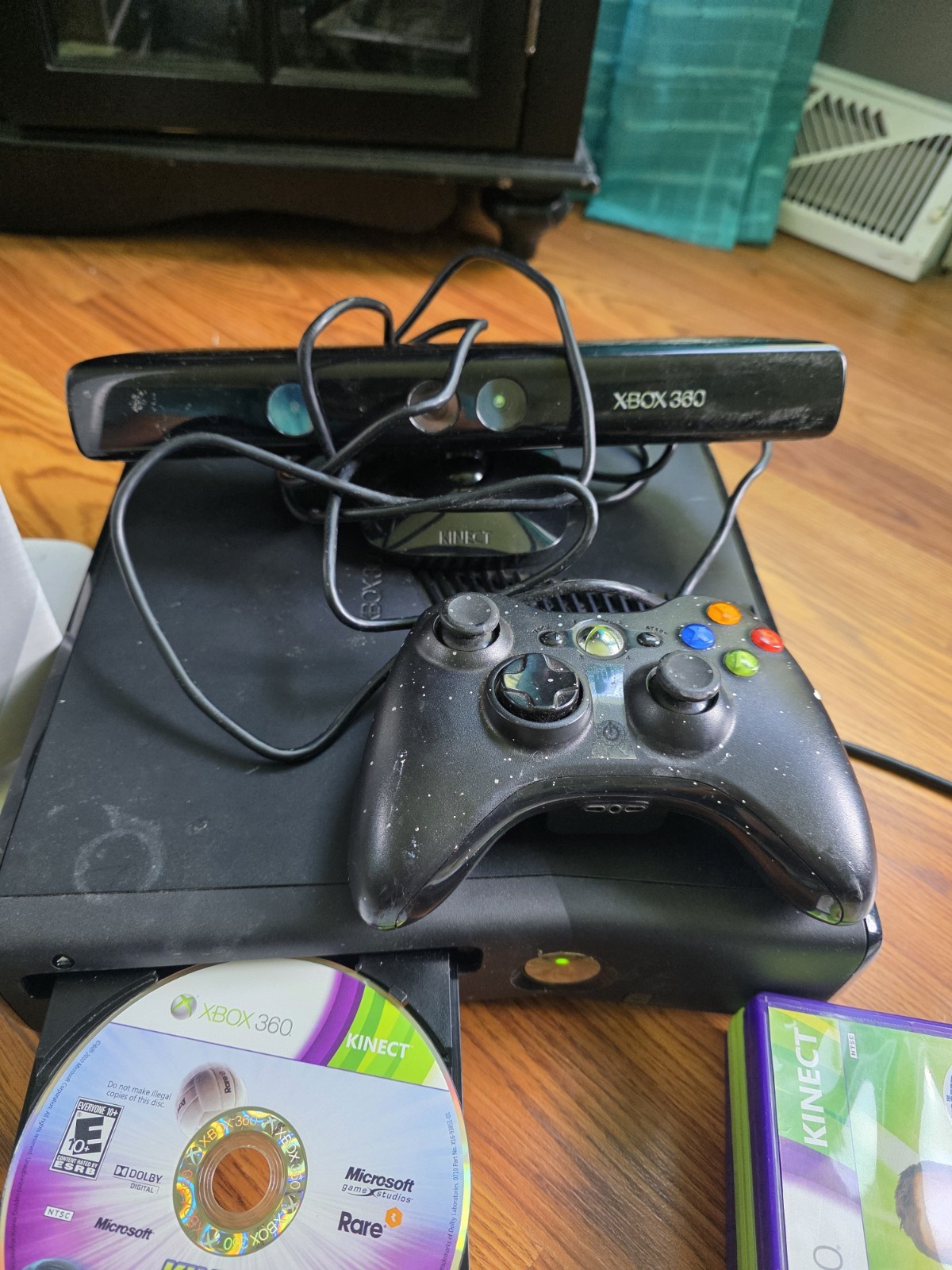 Microsoft Xbox 360 S Console Kinect Black Bundle 250GB W/Controller & 4 ...