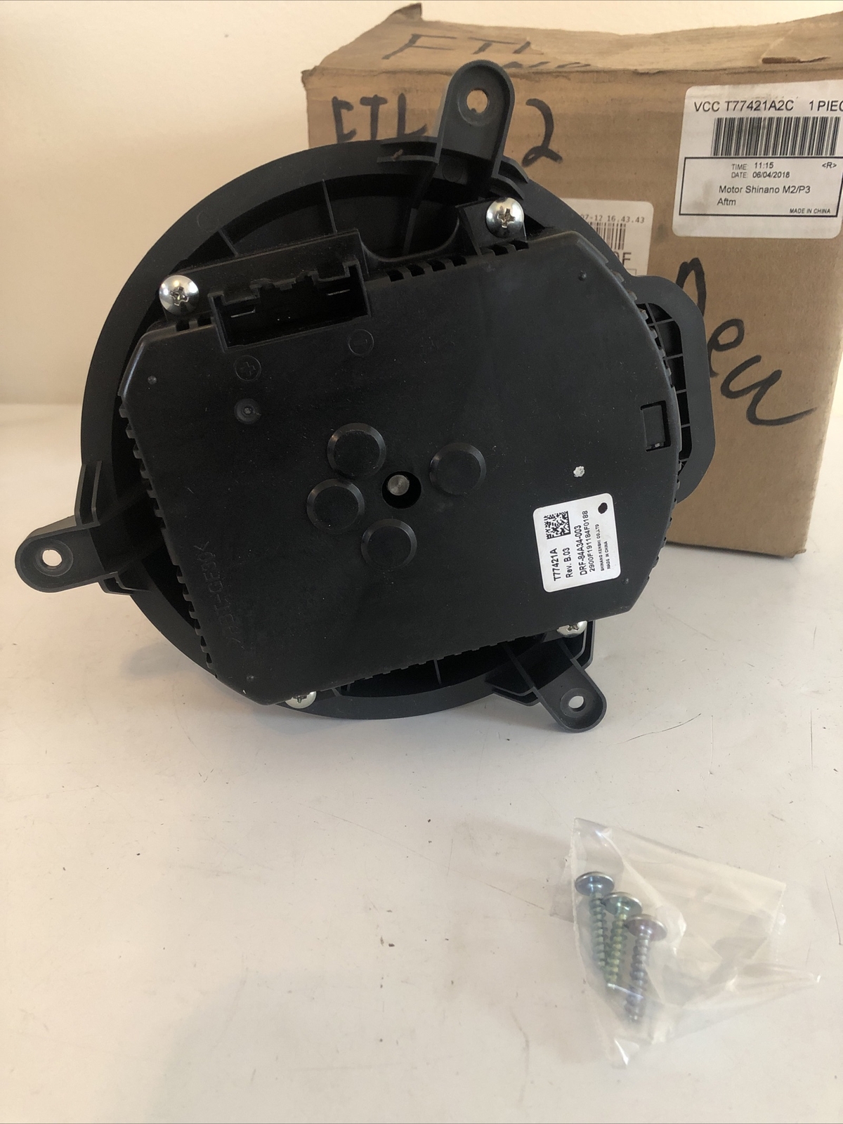 GENUINE FREIGHTLINER BLOWER MOTOR SHINANO, BRU VCC-T77421A2C NEW | eBay