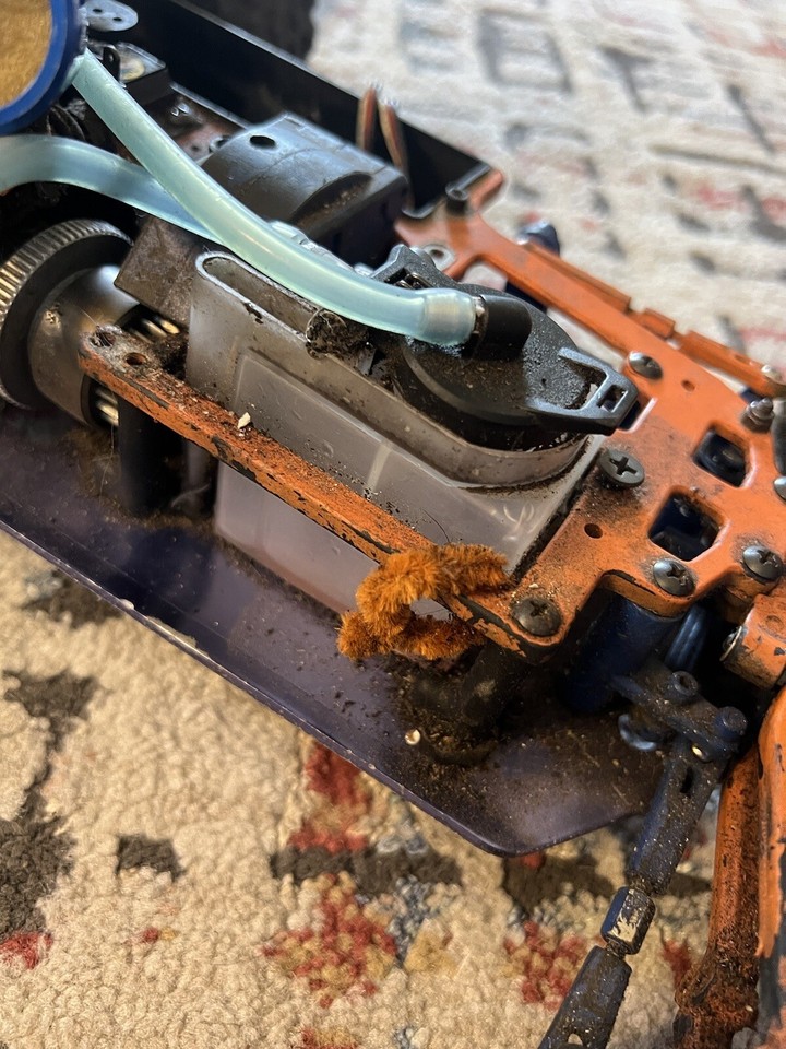 SH Engines Golden Lion RC Car Truck Nitro Gas Buggy For Repair Not ...