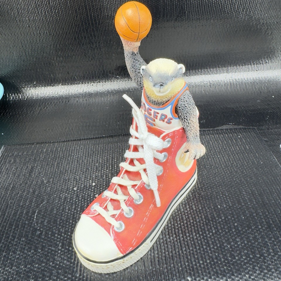 1999 RECO Fancy Footwork Jean Everett Figurine Resin Hook Shot Vintage ...