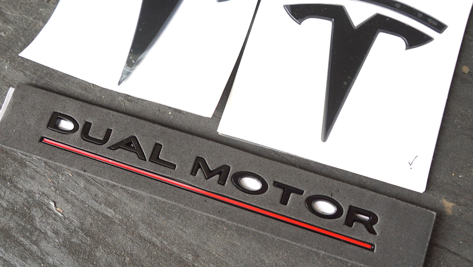 Tesla MODEL Y "Gloss" Black Emblem BUNDLE Front/Rear T Red Line Dual ...