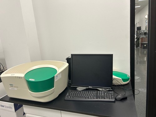 Working Bio-Rad QX200 Droplet Digital PCR with computer and QX manager ...