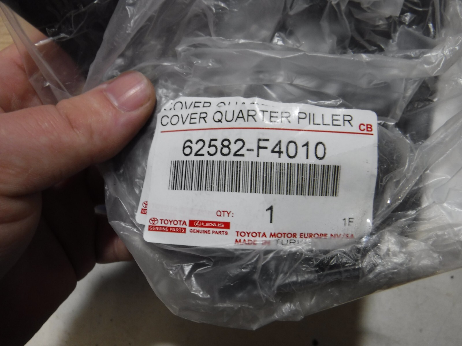 Genuine OEM Toyota 62582-F4010 RH Front Quarter Pillar Cover | eBay