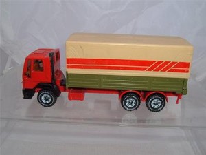 SIKU TOYS GERMANY FORD CARGO TRUCK IN USED CONDITION VINTAGE SEE PHOTOS ...