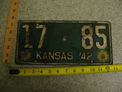 1942 42 KANSAS KS LICENSE PLATE TAG SUNFLOWER GRAPHIC 17-85 BOURBON ...