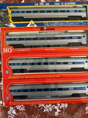 4-HO SCALE IHC/AHM METRO NORTH CUSTOM PAINTED 70s Corrugated Coaches 49 ...
