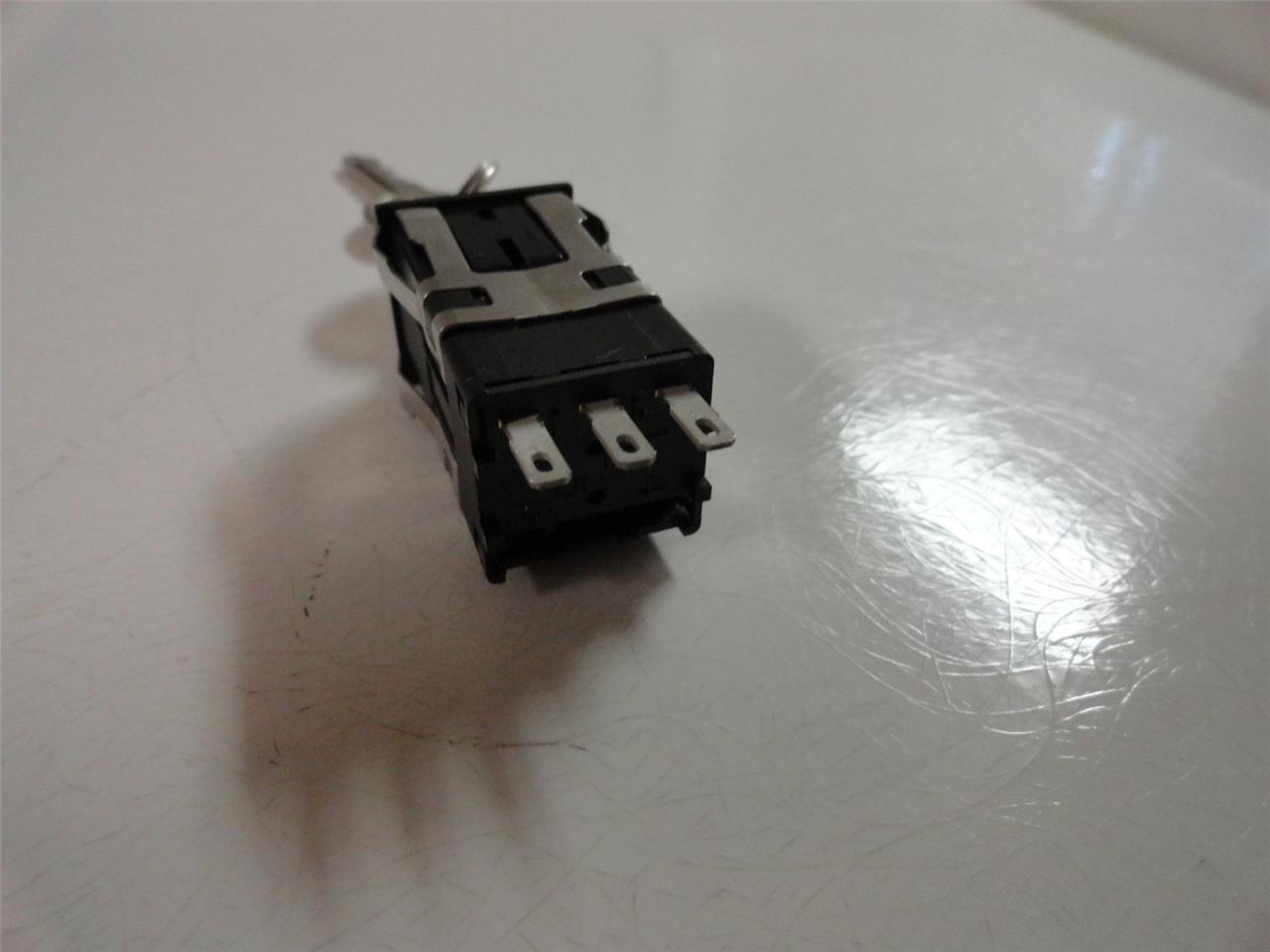 Honeywell Key-Lock Control Micro Switch 2-Keys AML27ABK2AA22BA 1P No ...