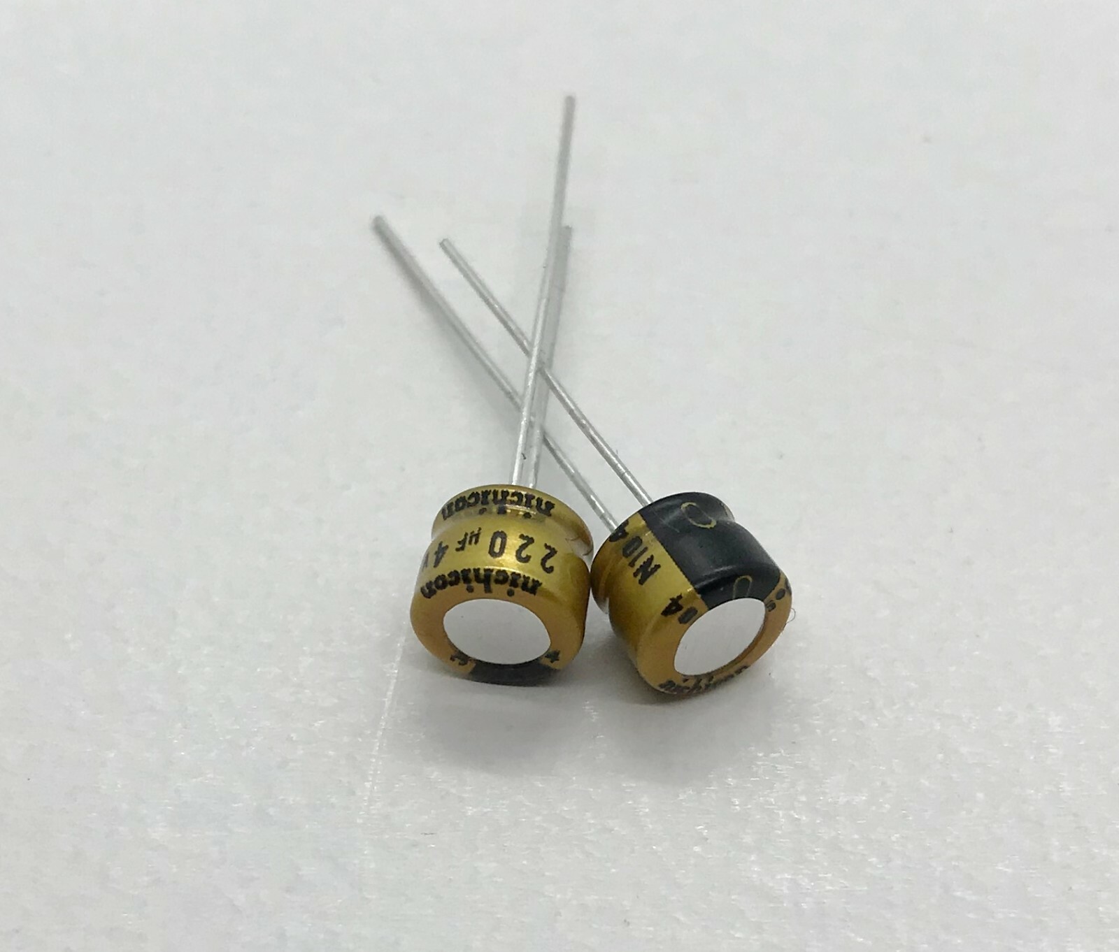 2x QTY Capacitors for Minolta X-700 Replacement Parts 220uF 4V C9 C10 ...