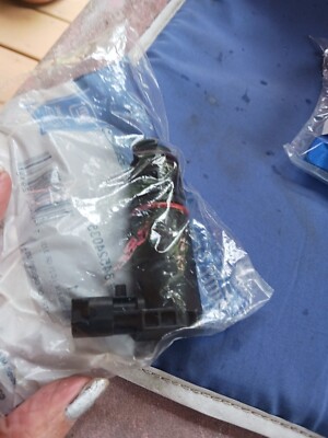 Vapor Canister Vent Valve Solenoid - GM (84524035)2002-2024 GM ...