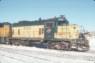 CNW 4328 GP-7r (NORTH WESTERN) --- Original Slide T3-5 | eBay