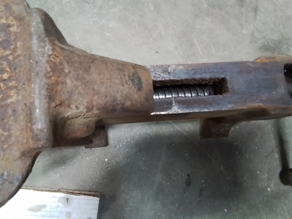 REED Vintage Bench Vise 104 4" Wide Jaws Open to 6" Erie, PA USA | eBay