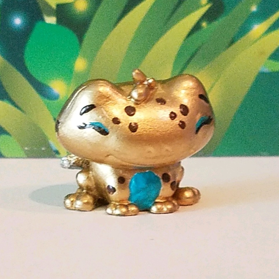 Hatchimals Colleggtibles - REPAINT Golden Frowl frog with hatchable ...