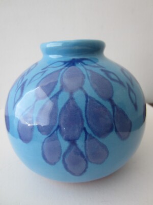 WELLFLEET POTTERY turquoise blue vase floral design | eBay
