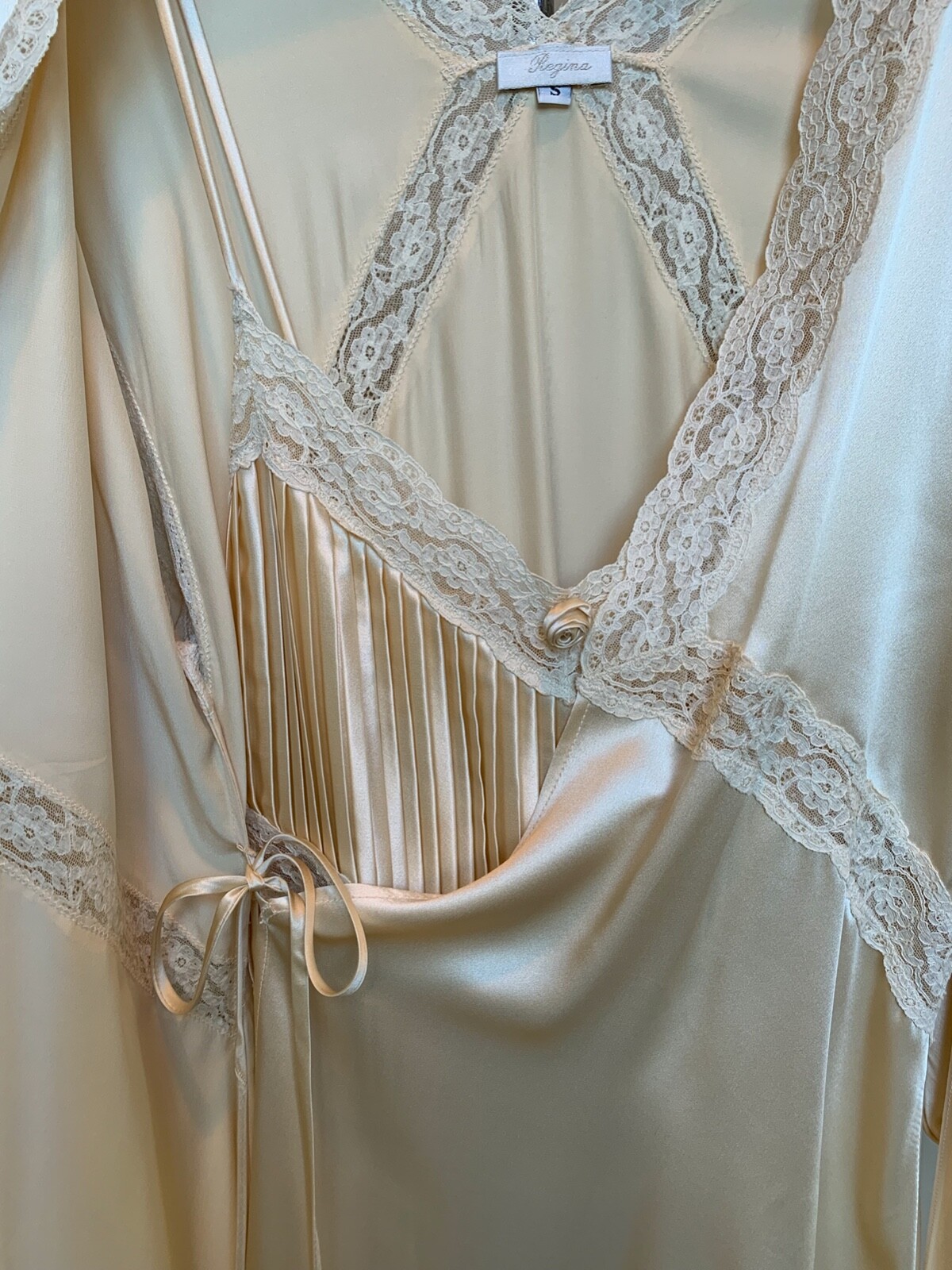 Vintage Peignoir Gown and Robe Set Cream Silk Lace by… - Gem