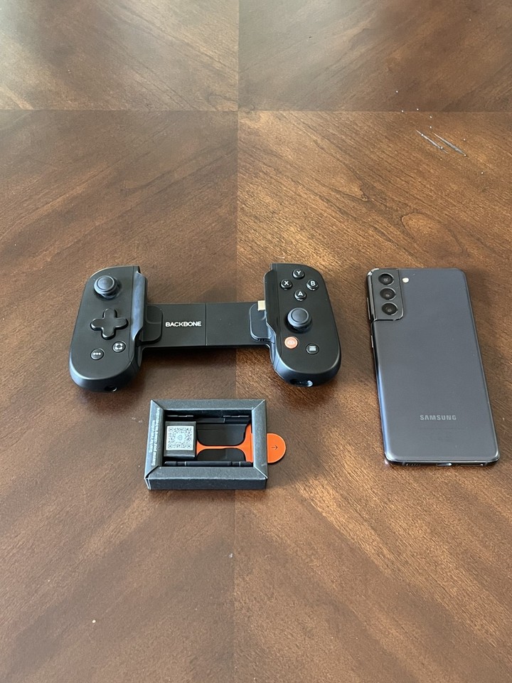 BACKBONE One Gaming Controller For Android and IPhone 15/16 - USB-C ...