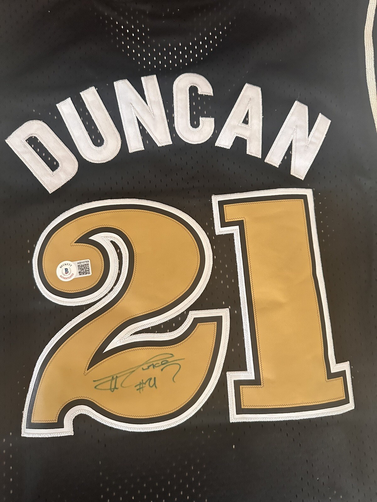 TIM DUNCAN AUTOGRAPH WAKE FOREST JERSEY BAS LOA AB10789 RARE | eBay