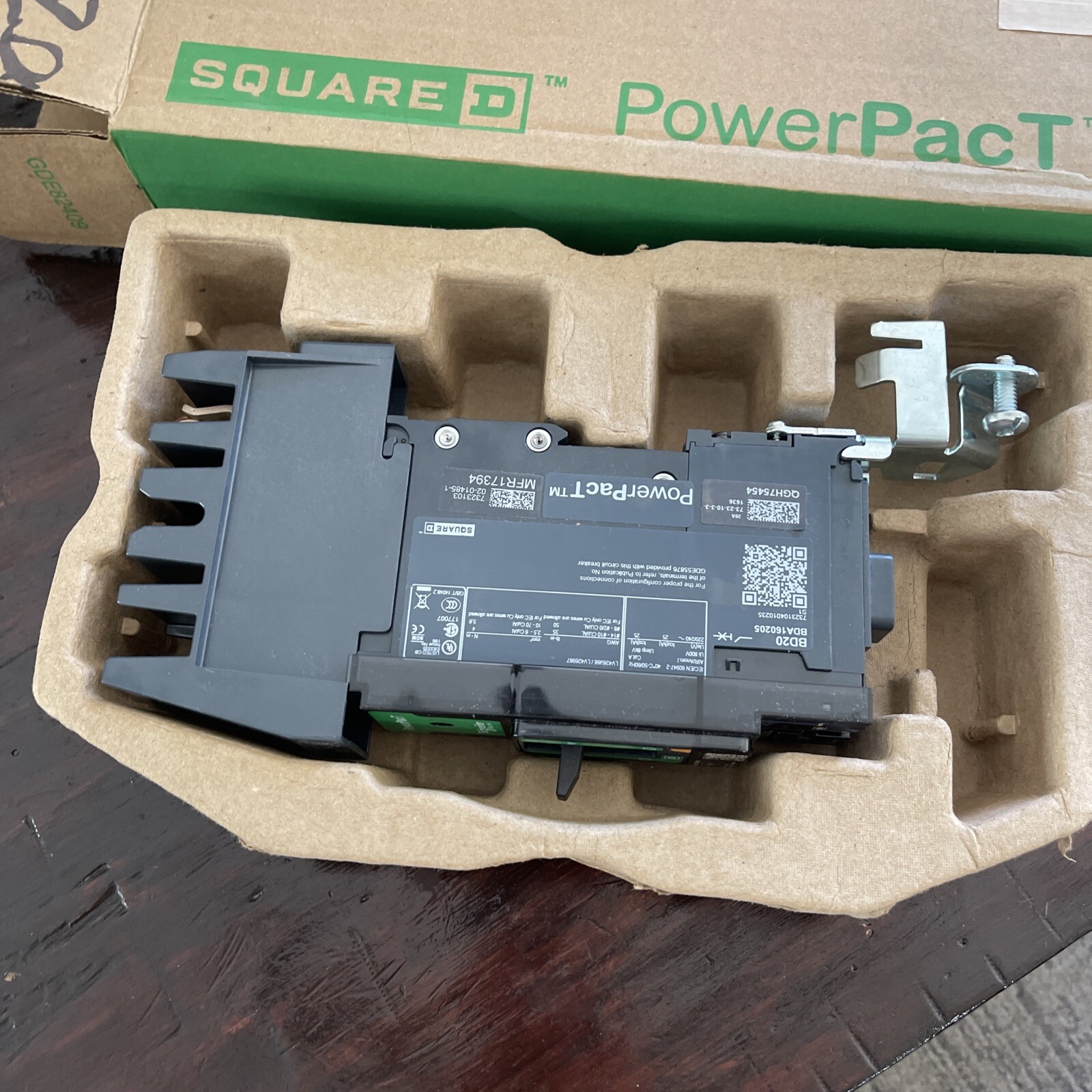 Square D PowerPact B Circuit Breaker I-line 1 Pole, 20A, 347V AC ~FREE ...