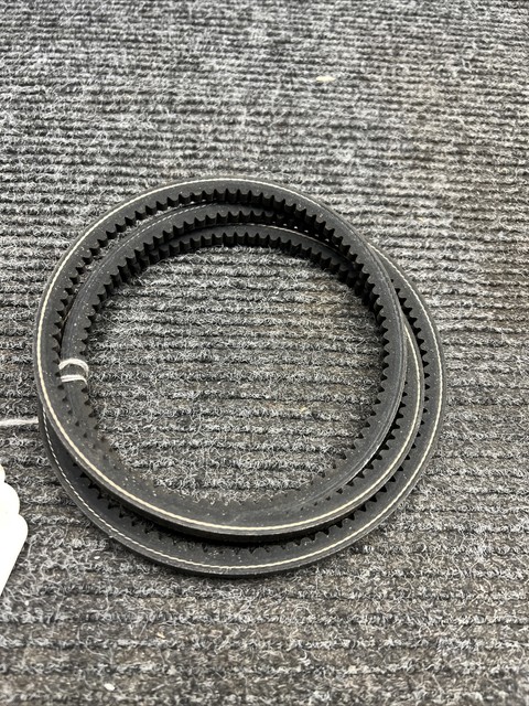 Goodyear Hy-t Wedge Matchmaker 3VX560 Cogged V-belt 4 Band for sale ...