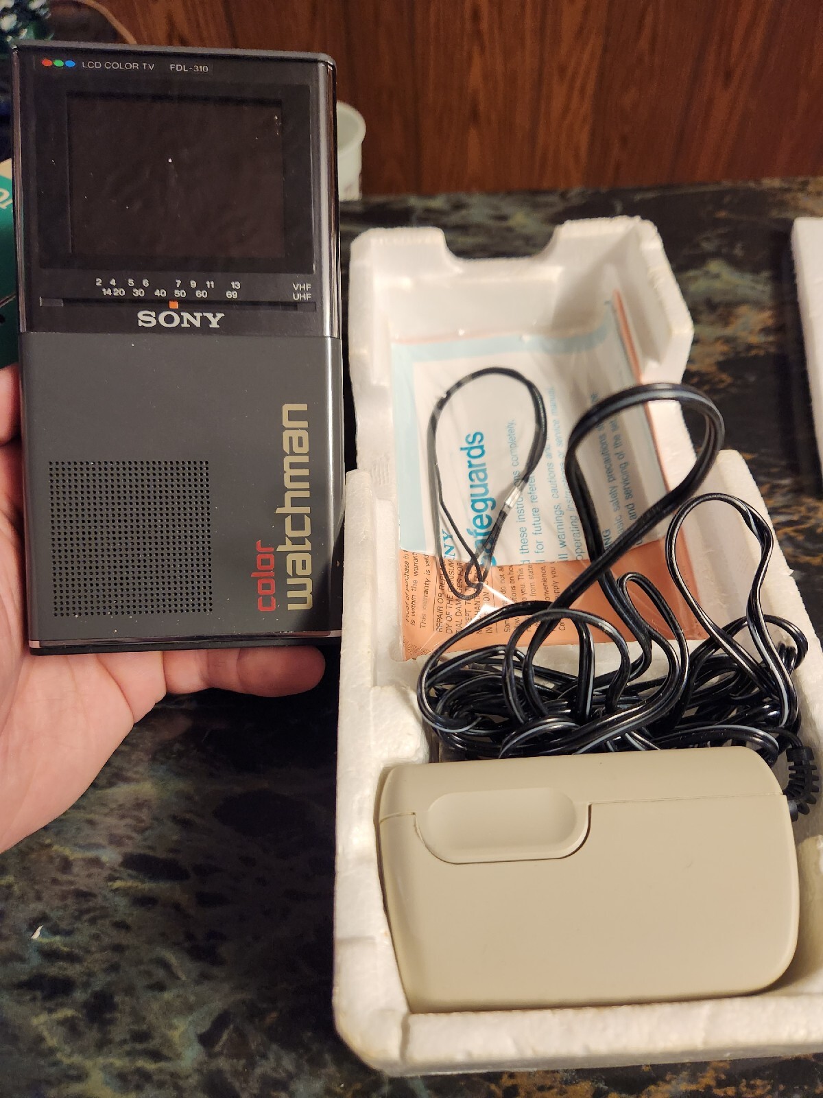 Vintage Sony Watchman Portable Analog LCD Color TV Fdl-310 for sale ...