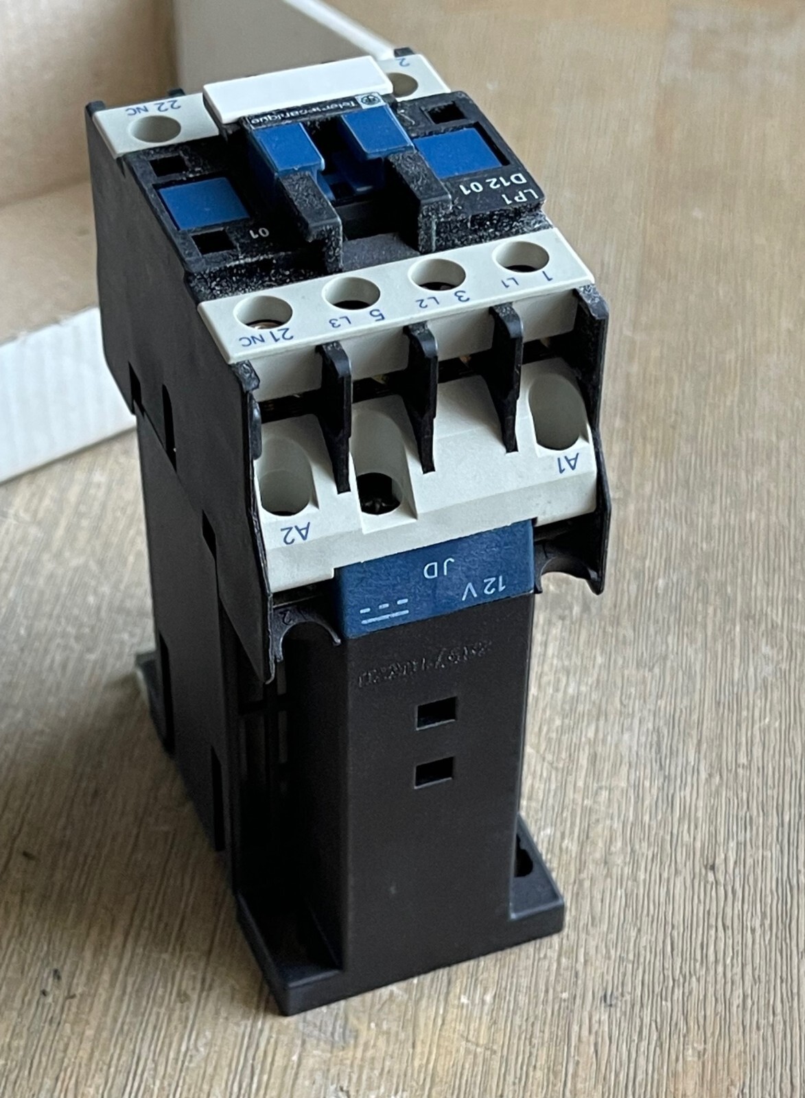 TELEMECANIQUE LP1 D1201 CONTACTOR 25A 12V NEW IN BOX | eBay