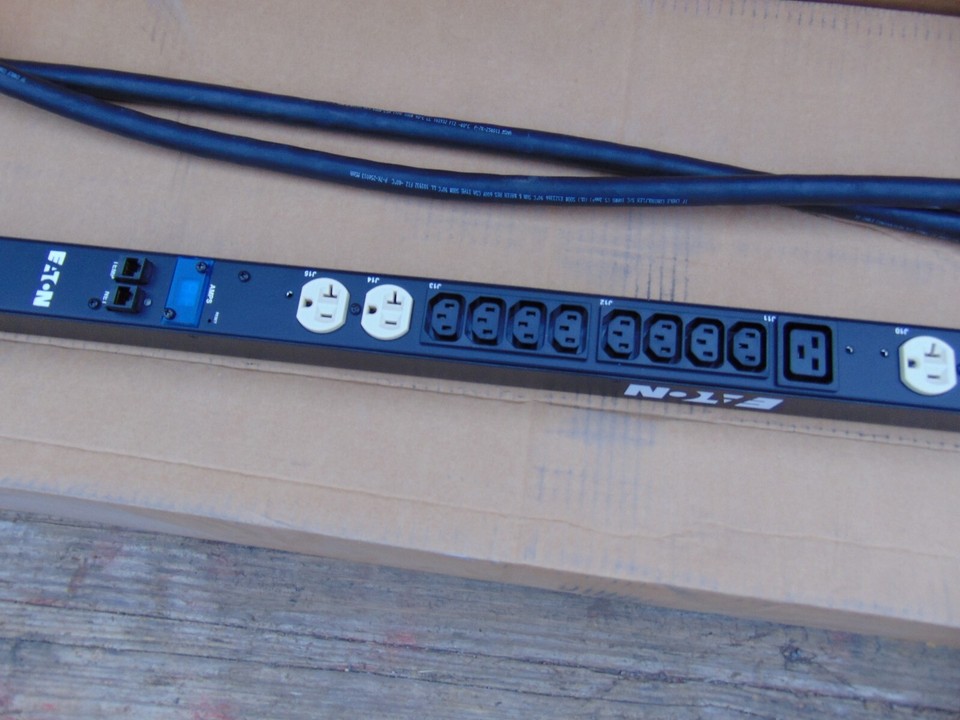 Eaton 24 Plug Rack Power Distribution Surge Protector Strip Monitored ...