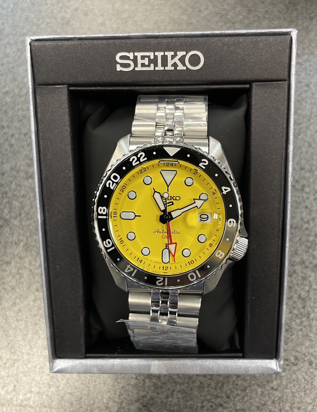 Seiko 5 Sport Automatic GMT Steel Band Yellow Dial Watch SSK017 Made In ...