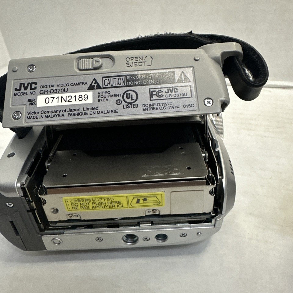 JVC Digital Video Camera Lot. 2 Mini DV Cameras. 1 Battery Both ...