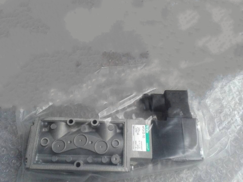 CKD solenoid valve 4F210-08-AC110V ( 4F21008AC110V ) New In Box #H2854 ...