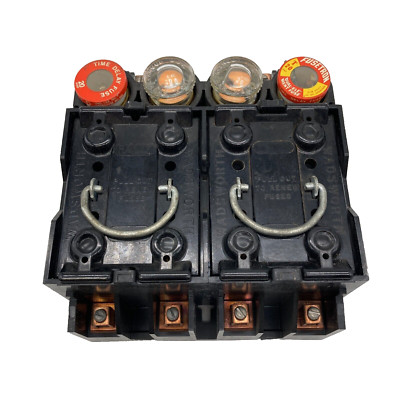 Fuse Blocks & Holders - Pull Out Fuse Block
