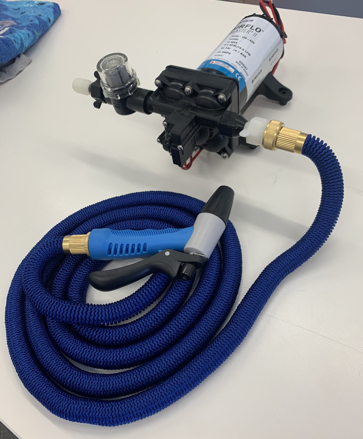 SHURFLO Pro Blaster II Washdown Pump 5 GPM 60 Psi & Washdown Hose ...