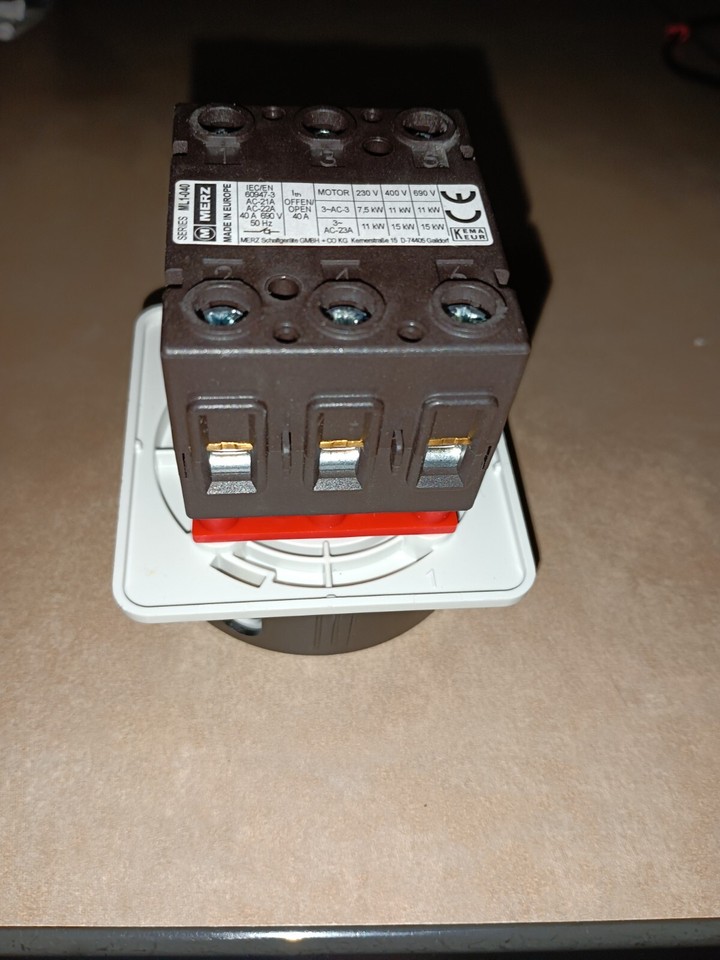 2PCS ML1-040 40A 3-Pole Motor Disconnect Panel Mount MERZ UL Listed Bk ...