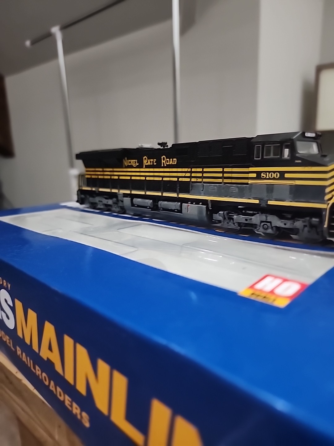 Walthers Mainline Ge ES44 Evolution Locomotive NS (NKP Heritage Series ...