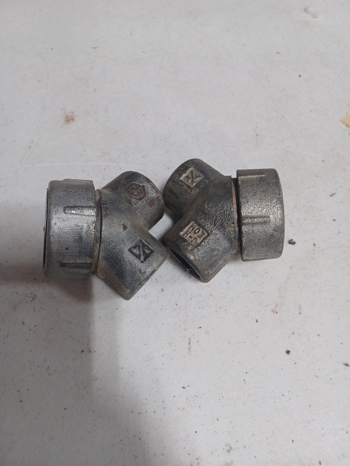 CROUSE-HINDS LBY25, 3/4", CAPPED ELBOW 90°, IRON, CONDUIT FITTING (2 ...