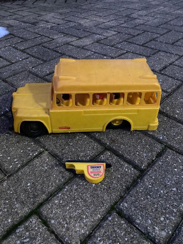 VINTAGE 60's Tricky Busy School Bus Battery Operated Toy *Prop or ...