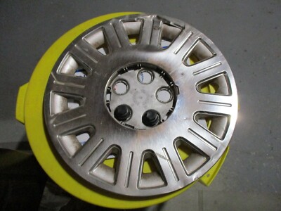 P71 Interceptor CROWN VICTORIA Lug Chrome Wheel Center Cap hub cap Rim ...