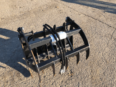 Heavy Equipment Attachments - Toro Dingo