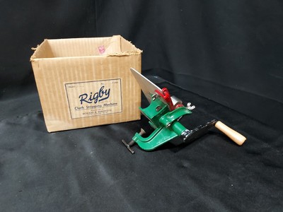 RIGBY Cloth Wool Cutting Stripping Machine & Box, Hook Rugs Made ...