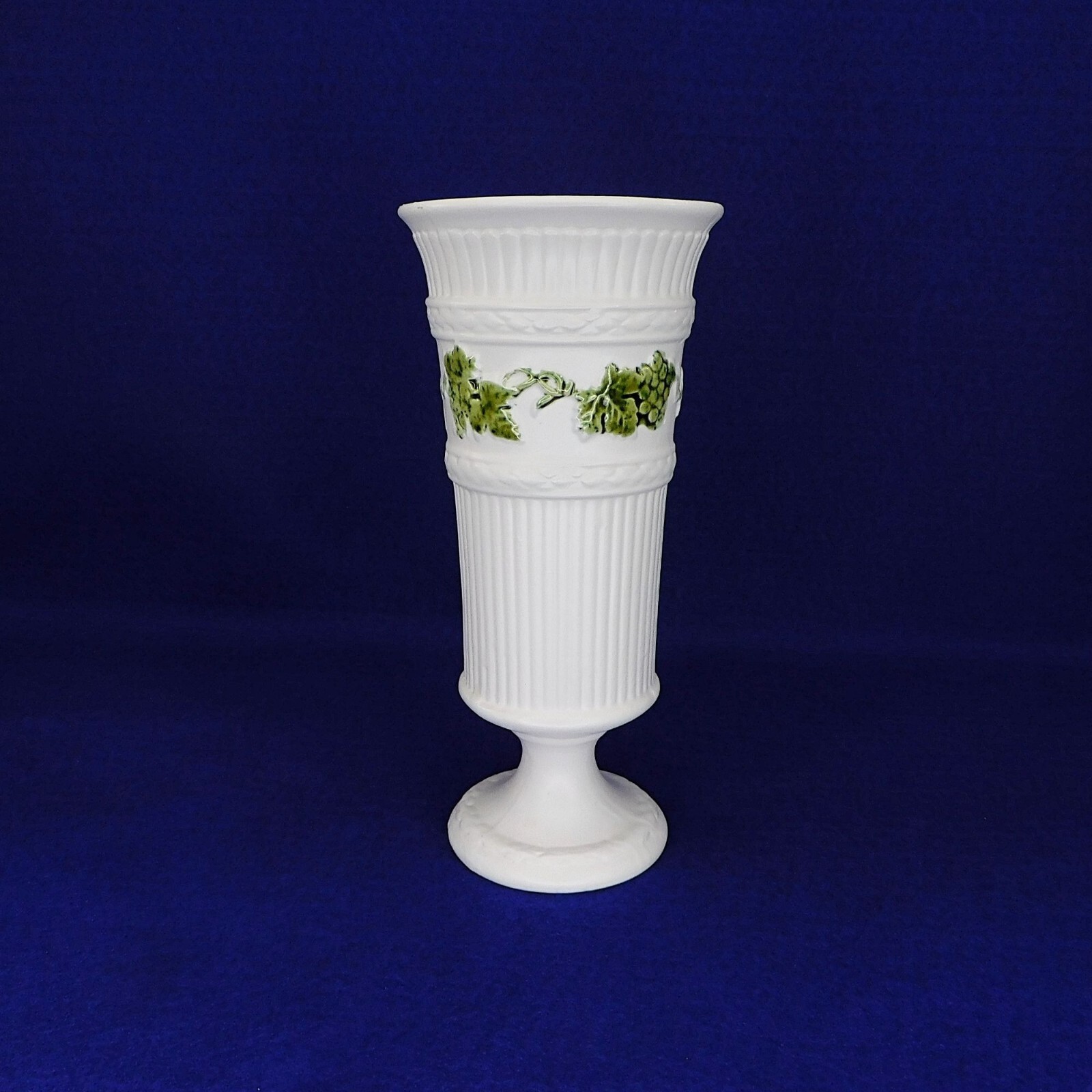 Vintage Royal Heritage Vase by Brody White Grape & Vine Grecian ...