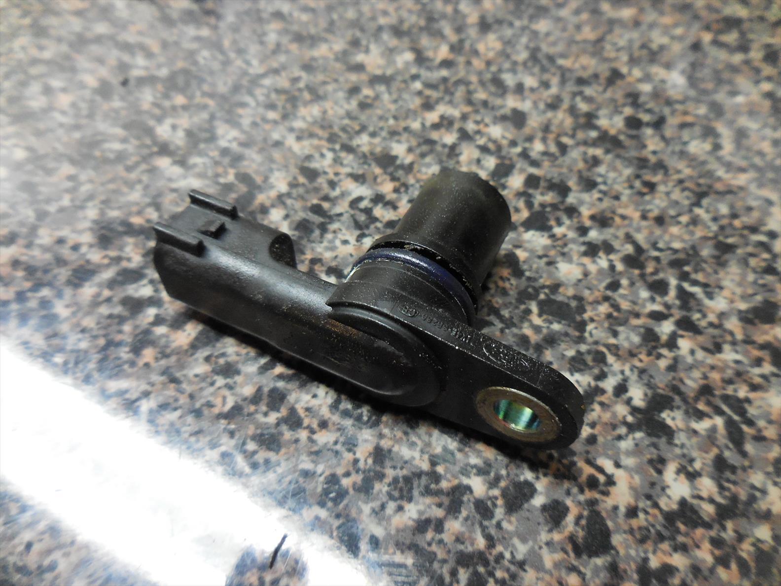 2005 LINCOLN LS ENGINE CAMSHAFT POSITION SENSOR 1X4E-68288-CA V6 117K 3 ...