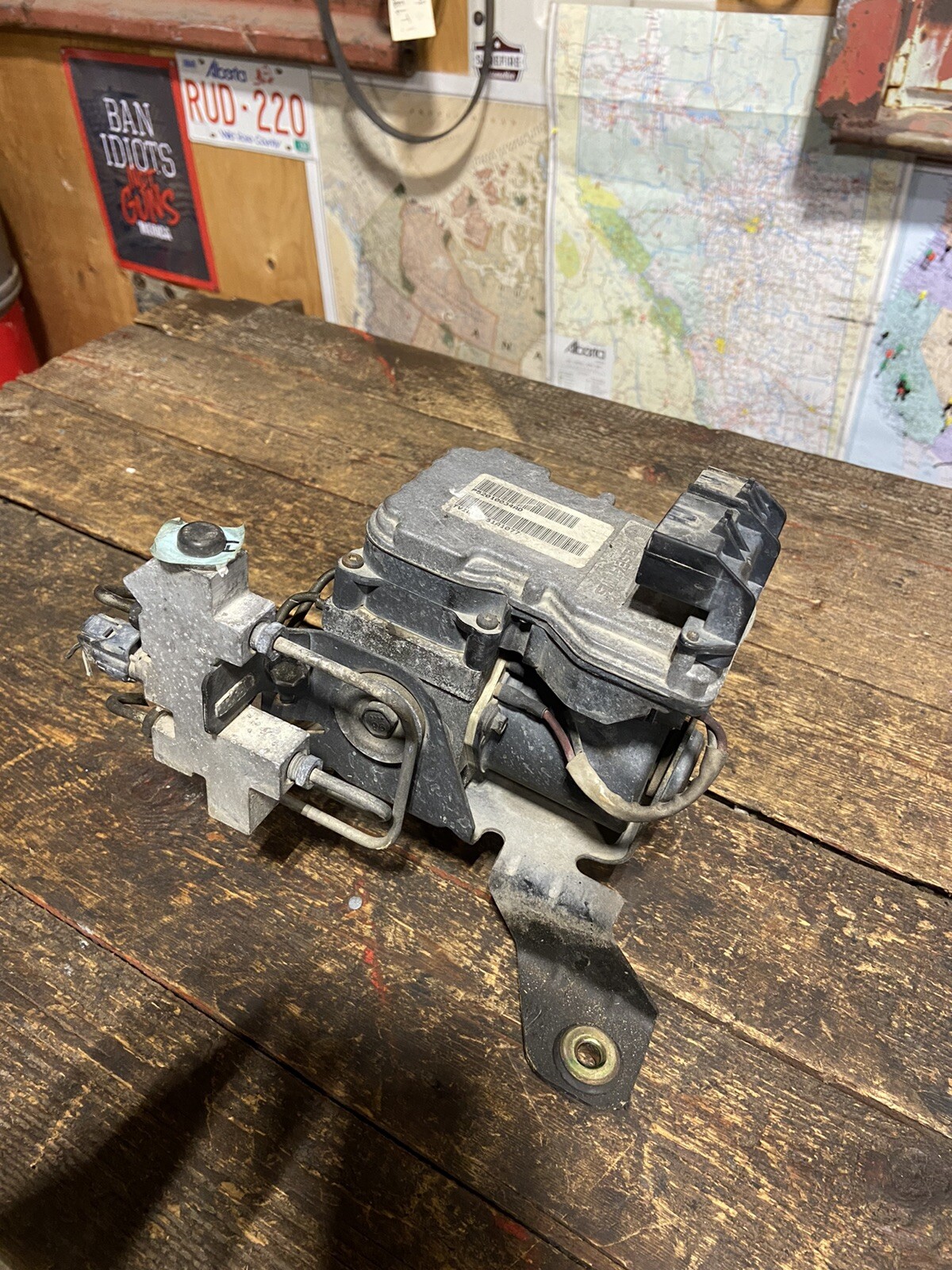 2001 2002 DODGE RAM 3500 DUALLY ABS MODULE PUMP 52010034AD ANTI LOCK ...