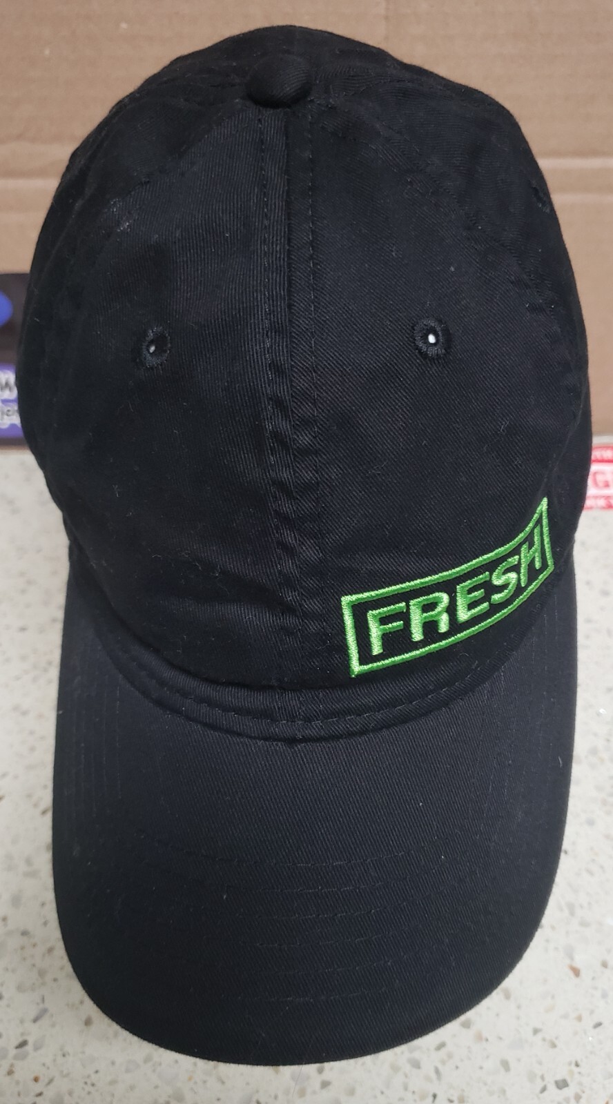 subway employee uniform - Gem