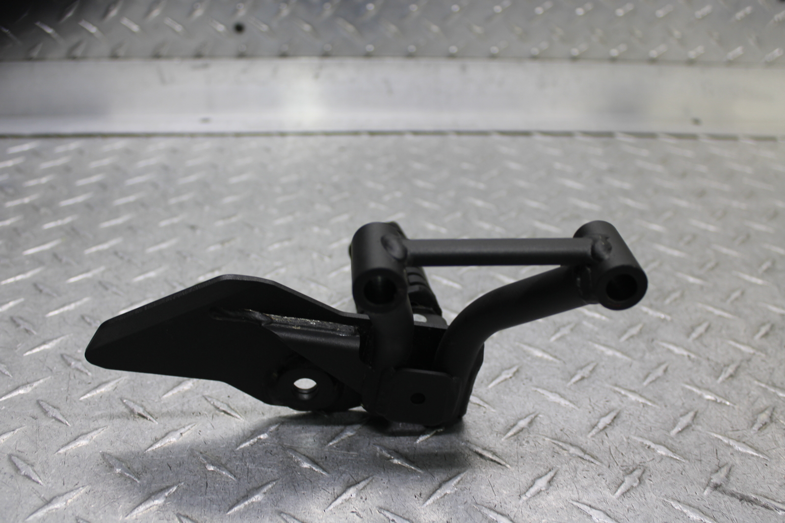 2022 KAWASAKI KLR650 LEFT REAR PASSENGER PEG 34003-0185-18R | eBay