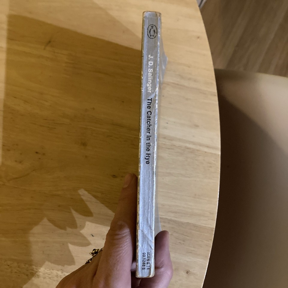 The Catcher in the Rye - JD Salinger 1973 Penguin Modern Classics ...