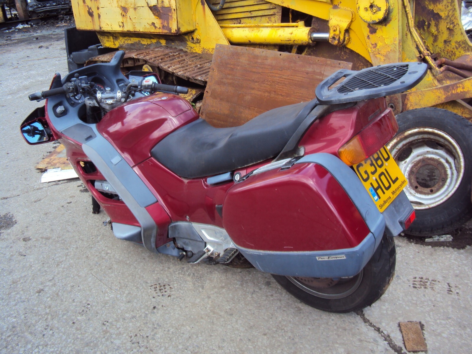 1990 Honda ST1100 Pan European PARTS / SPARES Rear Left Foot Peg | eBay UK
