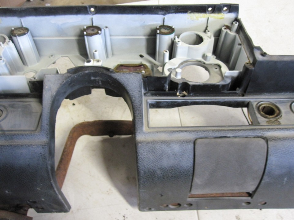 71 72 73 74 75 76 77 VEGA GT DASH GAUGE MOUNT PANEL NON HACKED RADIO ...