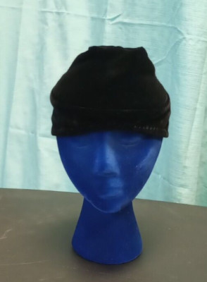 Black Velvet tutor style cap. Box 1. | eBay