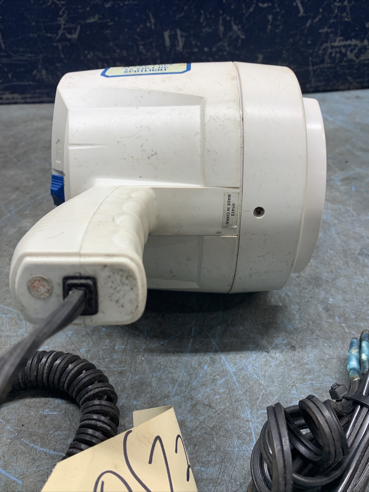 OS7370 BRINKMANN BLUE MAX MARINE GLARE FREE 12V SPOT LIGHT TESTED GOOD ...