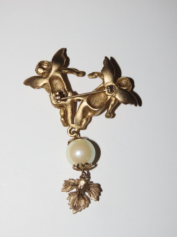 CHERUBS PEARL OAK LEAF PIN BROOCH PISCITELLI Vtg GOLD TONE | eBay