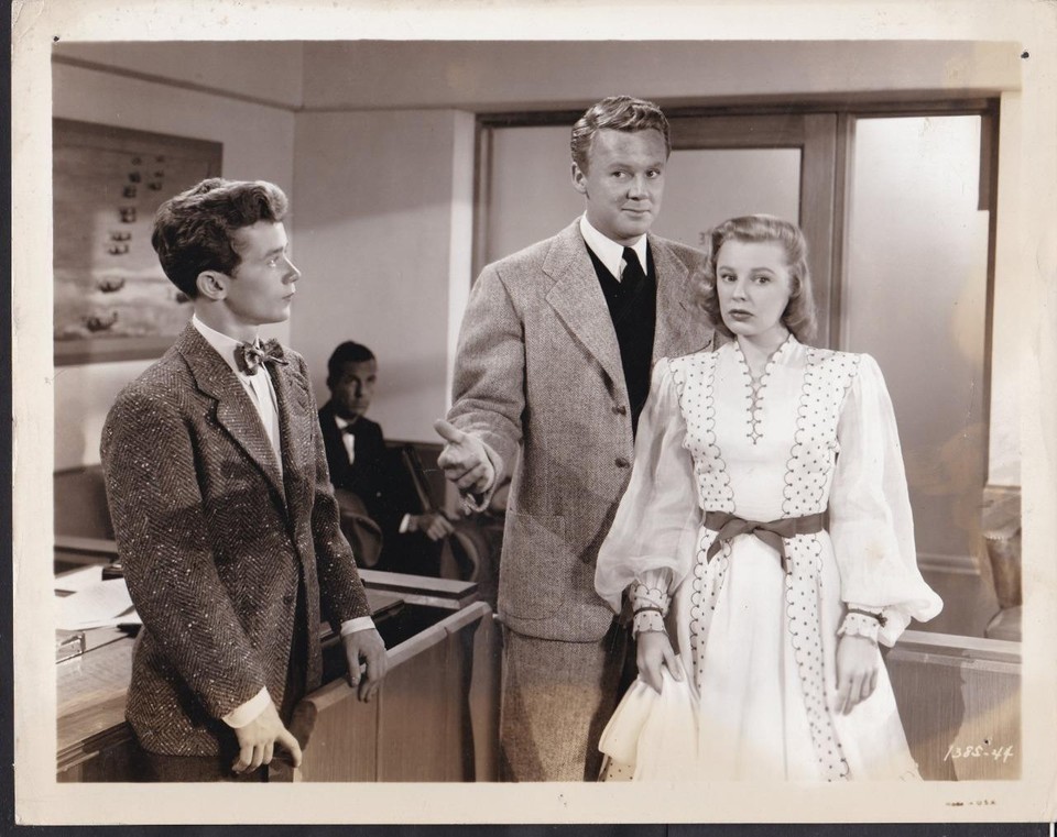 June Allyson and Van Johnson in High Barbaree 1947 original movie photo ...
