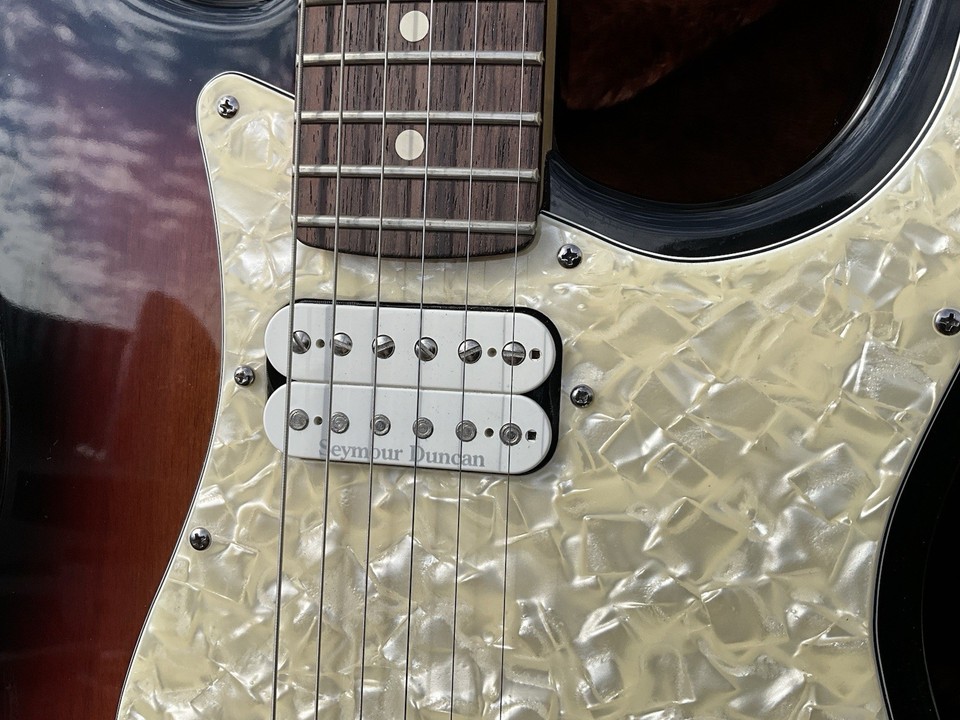 Fender Special Edition “Big Apple” Sunburst Stratocaster, 1999 USA w ...